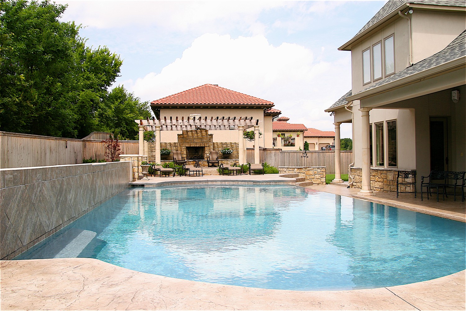 Portfolio geometric pools by Atlantis Pools & Spas Inc, Tulsa, Ok.