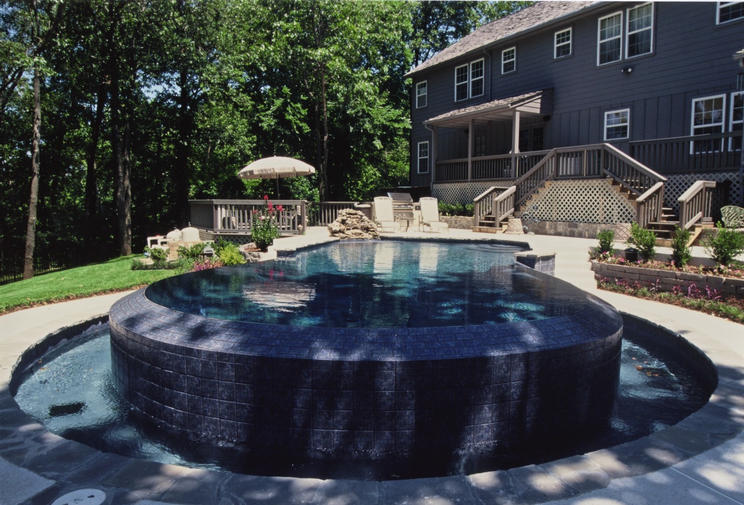 Infinity pools by Atlantis Pools & Spas Inc, Tulsa, Ok.