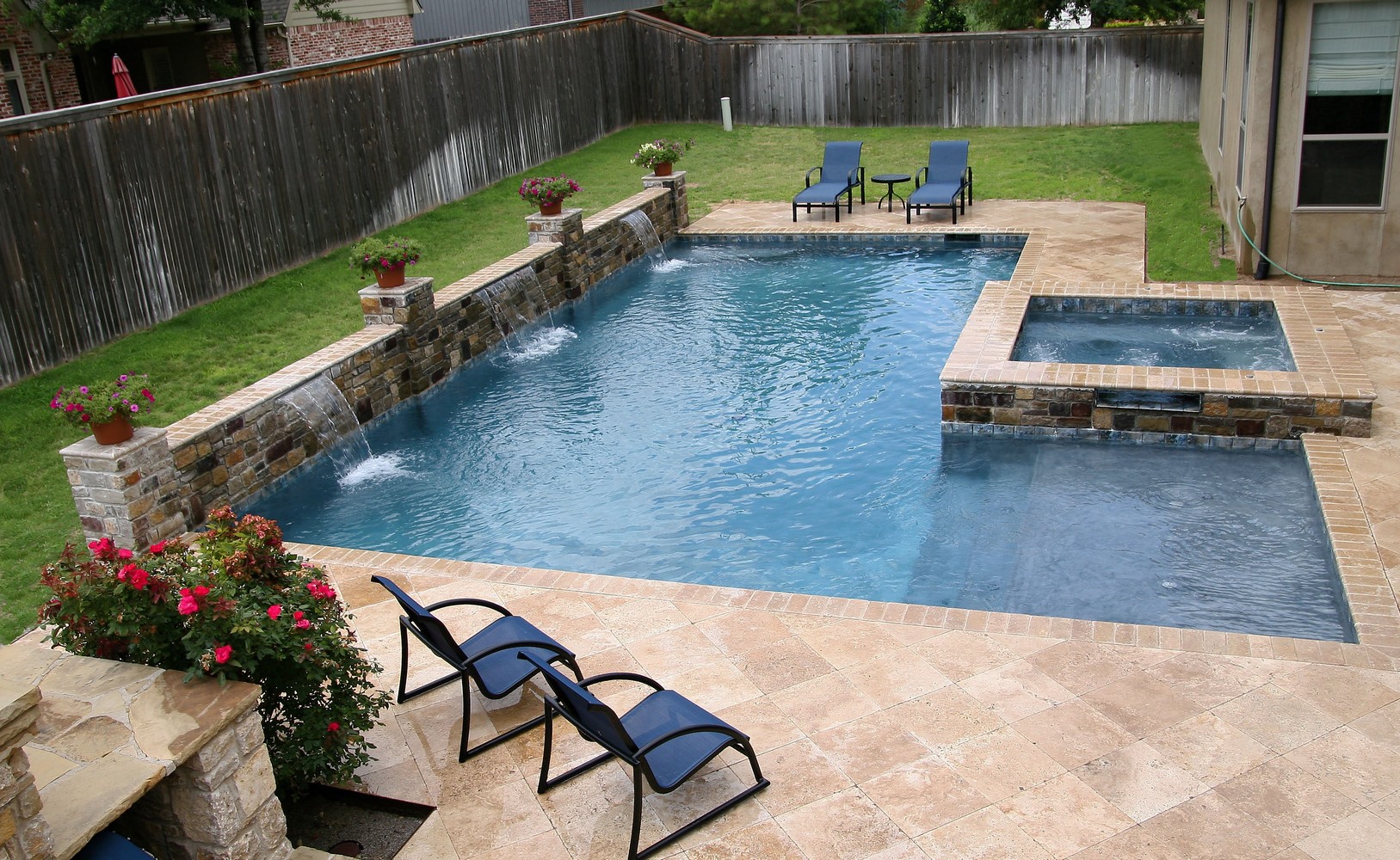 Portfolio geometric pools by Atlantis Pools & Spas Inc, Tulsa, Ok.